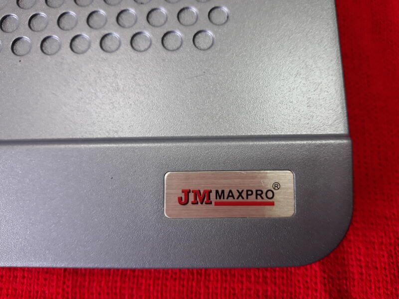 (M50)二手良品~JM MAXPRO 筆電散熱座 散熱支架 電源開關~置放尺寸:32.5*19公分~ | 露天市集 | 全台最大的網路購物市集