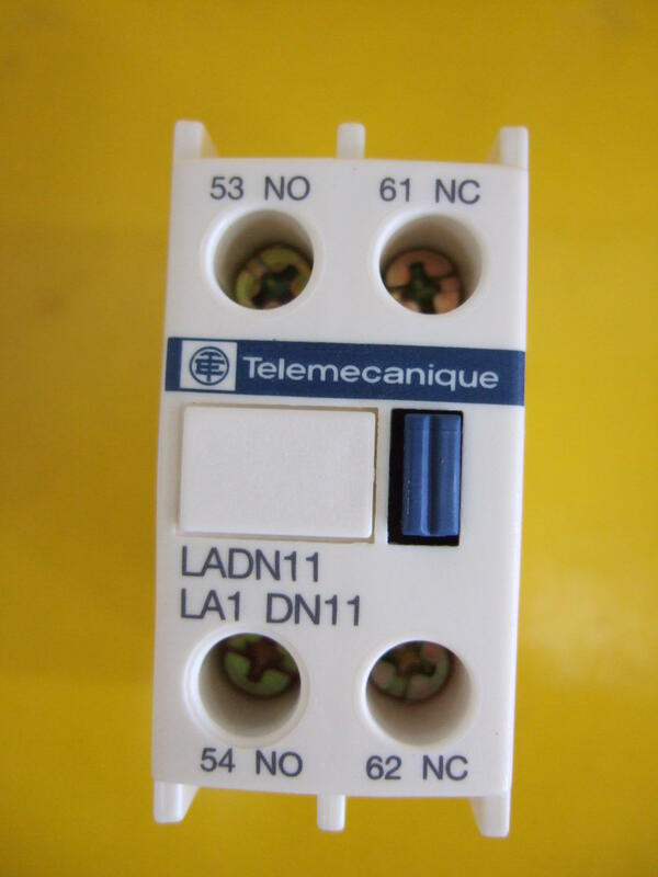 Schneider Telemcanique 施耐得 電磁接觸器 附件 輔助接點 LADN11 NO*1 NC*1 兩組 | 露天市集 | 全 ...