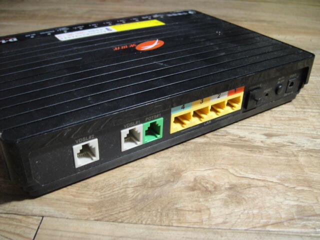 VDSL2 數據機 D-LINK DSL-7740C 含變壓器 分歧器 | 露天市集 | 全台最大的網路購物市集