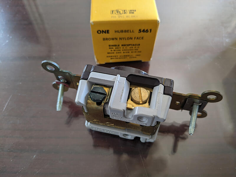 美製 Hubbell HBL5461 250V 6-20 T型20A冷氣插座 | 露天市集 | 全台最大的網路購物市集