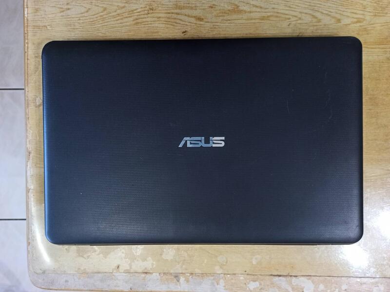 二手ASUS X751M四核1G獨顯4/240SSD超大17.3寸筆電 零件機賣 不退不保 內容詳看 | 露天市集 | 全台最大的網路購物市集