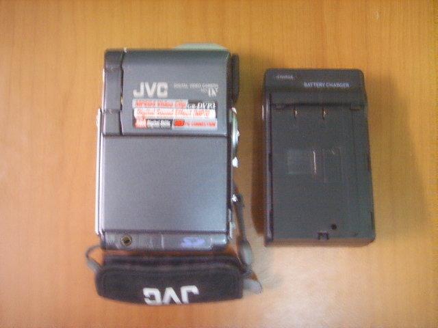 ※隨緣精品※ JVC【 GR-DVP3U 】產品很新．長期擺放防潮箱內/鏡頭無法對焦當故障賣．維修可選購．一台2500元 | 露天市集 | 全台最大的網路購物市集