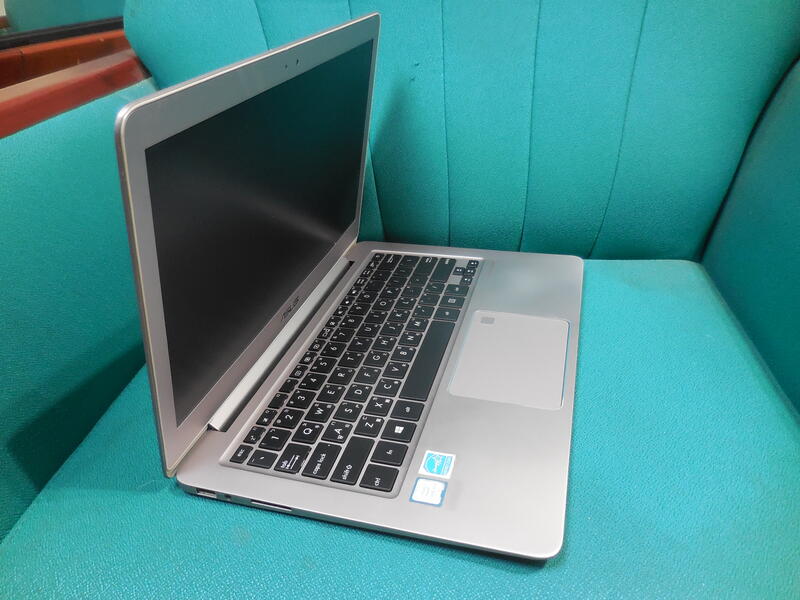 華碩 UX330C M3-7Y30 4G/256G SSD 超薄 FHD 背光鍵盤 | 露天市集 | 全台最大的網路購物市集