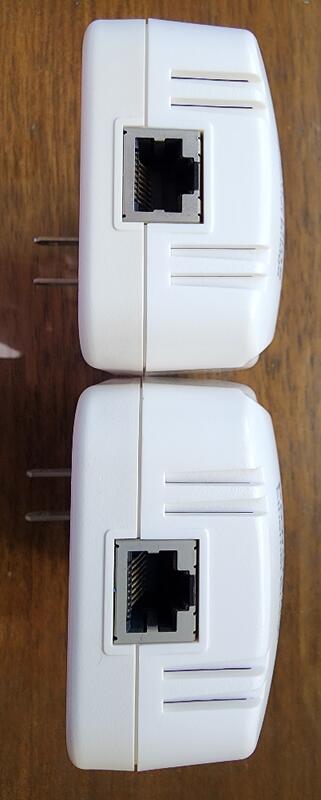 Apower 電力線網路橋接器 powerline Homeplug 兩個一組 台灣製造 | 露天市集 | 全台最大的網路購物市集