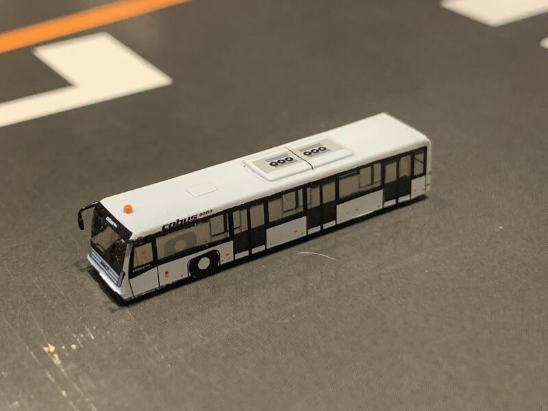 [RBF] 獨家現貨! 1/400 Airport Cobus 300 W AA4001 | 露天市集 | 全台最大的網路購物市集