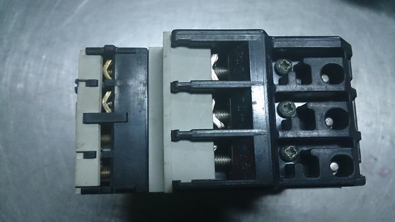 TE電磁開關MC電磁接觸器 LC1D1810 AC110V & TE電磁開關OL 積熱電驛 LR2D1321 12~18 | 露天市集 | 全 ...