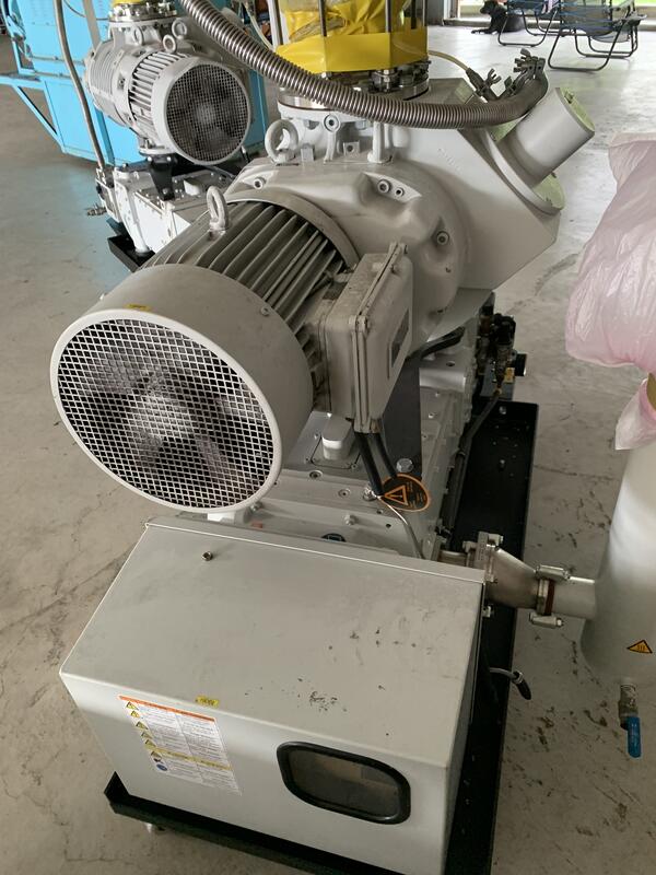 德國製 萊寶 Leybold Dryvac DV 650 + WSU 2001 H 乾式螺旋幫浦+輔助/機械助力真空幫浦 | 露天市集 | 全 ...