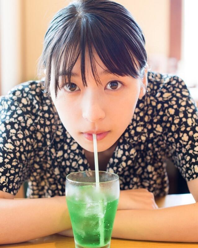 (代訂)9784768318188 鳴海唯 1st寫真集「Sugarless」 | 露天市集 | 全台最大的網路購物市集