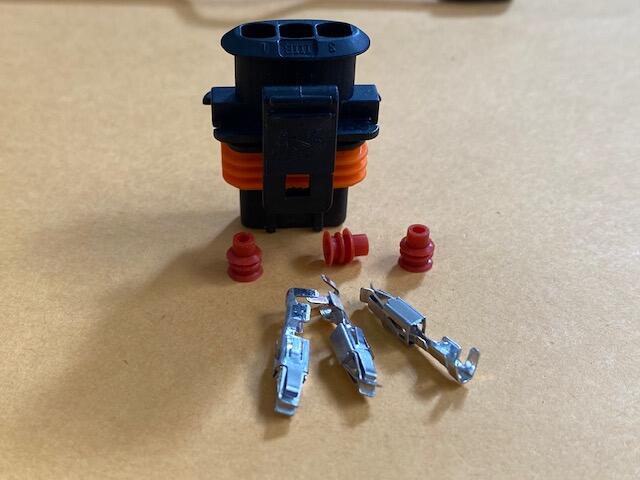 {KHS}Bosch 汽車燃油壓力防水110型三孔插頭 1928404074 三孔母頭＋母端子＋防水栓 | 露天市集 | 全台最大的網路購物市集