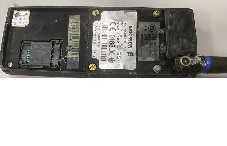 二手市面稀少復古Ericsson GH337 2G手機(狀況如圖無法開機當收藏/裝飾品) | 露天市集 | 全台最大的網路購物市集