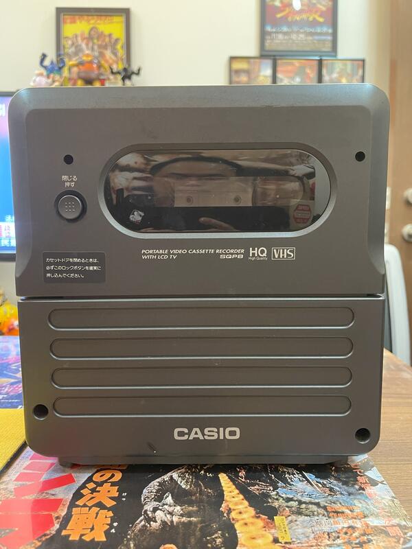 CASIO VF-5 可播放VHS錄影帶及輸出至外部電視,可外接遊戲機影像輸入 內建4吋液晶螢幕 | 露天市集 | 全台最大的網路購物市集