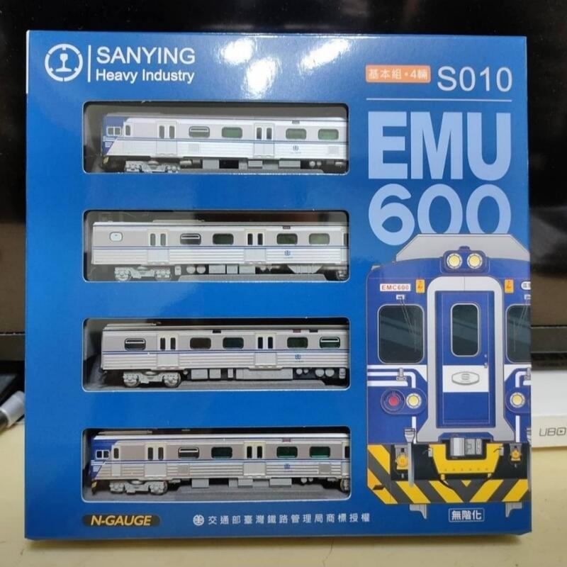【專業模型 】 S010 三鶯重工 EMU600 無階化 基本組 4輛 | 露天市集 | 全台最大的網路購物市集