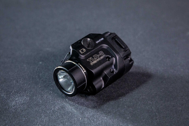 『Blade』TLR-8 槍燈 黑色 可爆閃 x300 Olight TLR可參考 【現貨】 | 露天市集 | 全台最大的網路購物市集