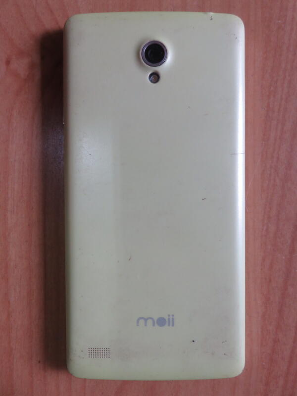 X.故障手機B1674*7082- moii E896 直購價 100 | 露天市集 | 全台最大的網路購物市集