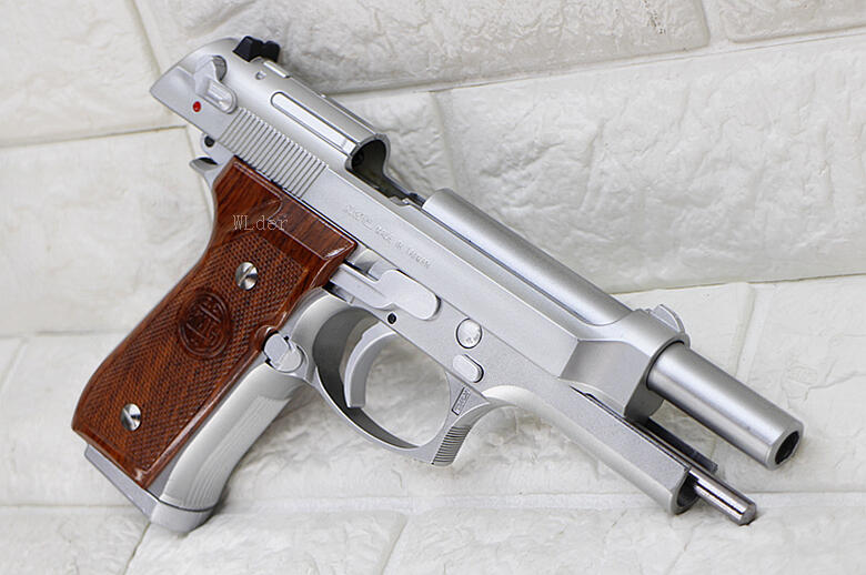 KWC 貝瑞塔 M92 瓦斯槍 銀 雙匣版 ( KG11 BB槍BB彈短槍手槍模型槍M9 M92F M9A1玩具槍 | 露天市集 | 全台最大的網路購物市集