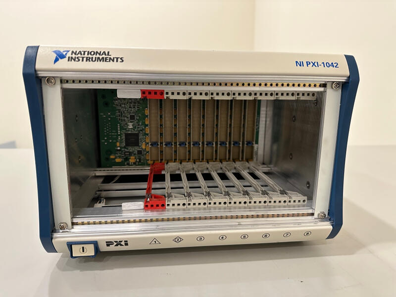 NI National Instruments PXI-1042 8-Slot 3U PXI Chassis機箱 | 露天市集 | 全台最大的網路購物市集
