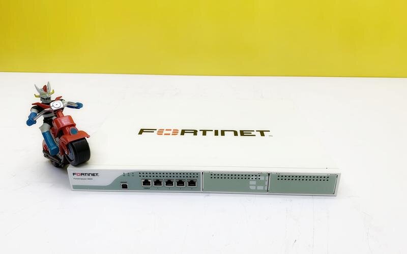 Fortinet FortiAnalyzer 300D FAZ-300D | 露天市集 | 全台最大的網路購物市集