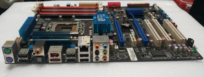 華碩ASUS P6T SE (REV.1.01G) 1366腳位 X58 Socket 主機板(請詳閱內容) | 露天市集 | 全台最大的網路購物市集