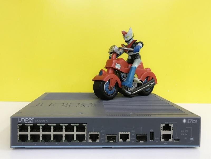 Juniper Networks EX2200-C-12T-2G switch | 露天市集 | 全台最大的網路購物市集