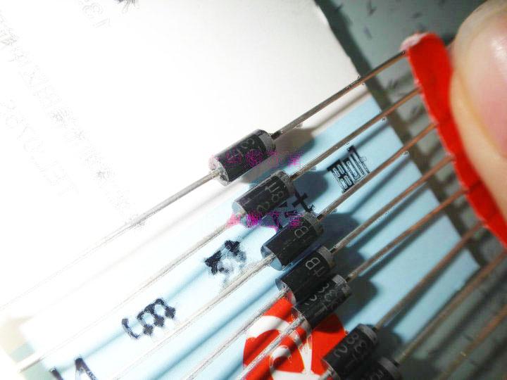 1N5349B(5W 12V) IN5349B 齊納穩壓二極管 全新原裝現貨 234-00336 | 露天市集 | 全台最大的網路購物市集