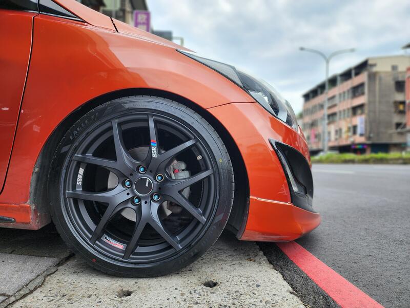 土城輪胎王 SSR GTV03 18吋旋壓鋁圈 平光黑 5/108 5/112 5/114.3 樹枝狀 ELANTRA | 露天市集 | 全台最大的網路購物市集