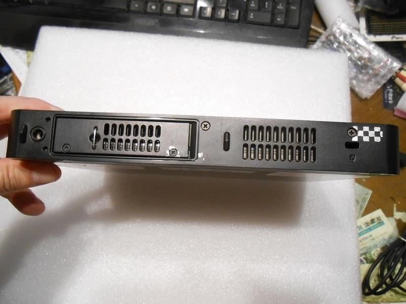 ASUS EeeBox PC B202 迷你主機 （2）【外觀良好、320G硬碟】 | 露天市集 | 全台最大的網路購物市集