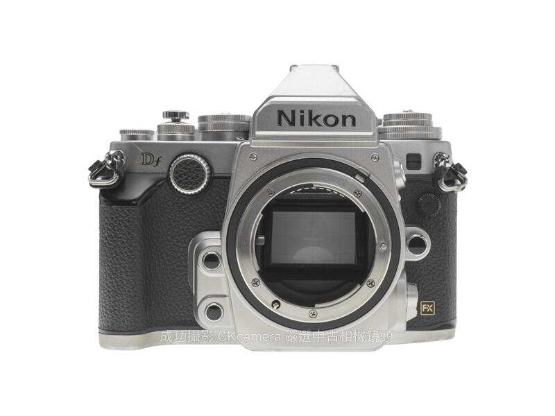 成功攝影 Nikon Df Body 銀 中古二手 1620萬像素 數位全幅單眼相機 尼康經典 復古造型 公司貨 保半年 | 露天市集 | 全 ...