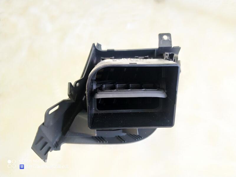 賓士 W211 正廠 駕駛座 冷氣出風口 總成 E200K E240 E280 E320 E220 E500 E55 | 露天市集 | 全台最大的網路購物市集