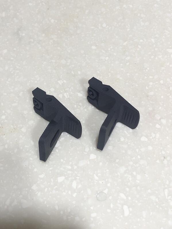 現貨-WE G36C/39 -雙邊彈匣快速釋放退彈鈕-通用GBB / AEG ARES S&T ssr-MAG-007 | 露天市集 | 全台 ...