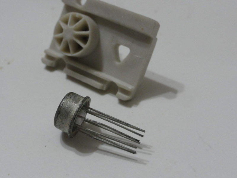 uA709_High performace OP IC ( 鐵殼 IC) | 露天市集 | 全台最大的網路購物市集