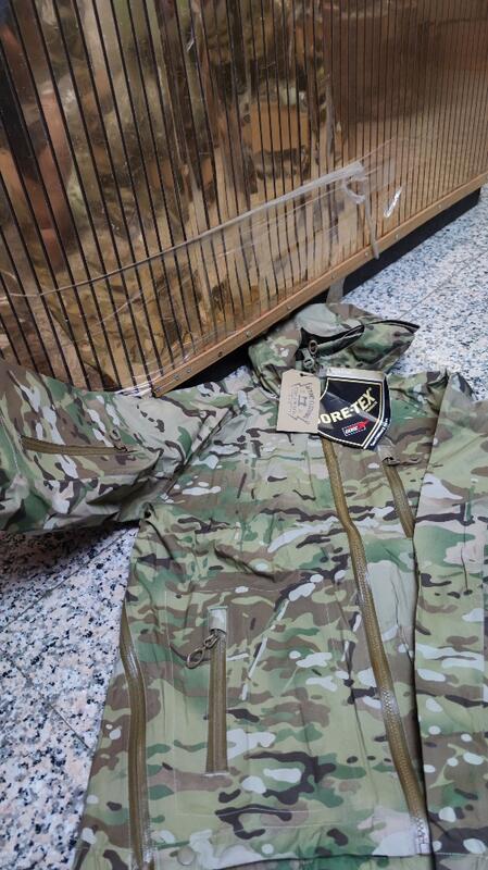美國 Beyond A6 - RAIN JACKET/正軍規/Gore Tex/雨衣/衝鋒衣/正美廠/輕量 | 露天市集 | 全台最大的網路購物市集