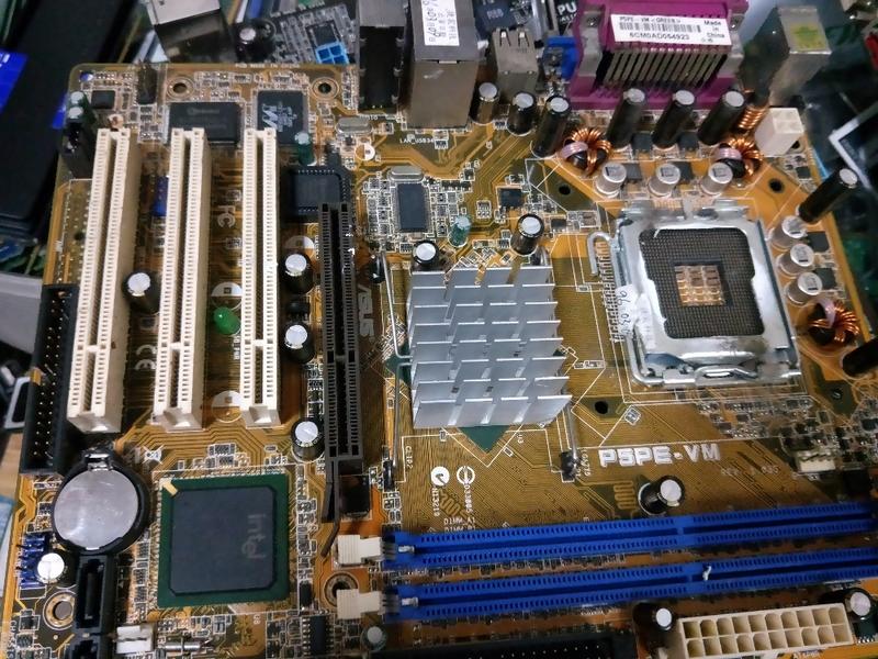 775 華碩主機板 型號 P5PE-VM | 露天市集 | 全台最大的網路購物市集