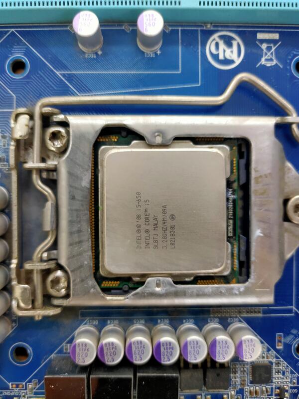 【良品】GIGABYTE GA-H55M-UD2H主機板+Intel i5-650 CPU | 露天市集 | 全台最大的網路購物市集