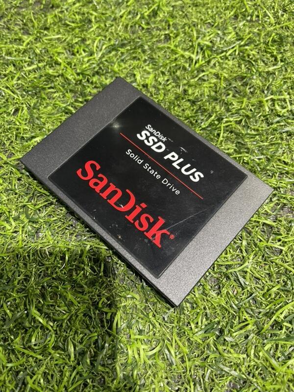 【金霖】【二手固態硬碟】SanDisk SSD 240GB/2.5"/SATA 健康度99%，含稅 | 露天市集 | 全台最大的網路購物市集