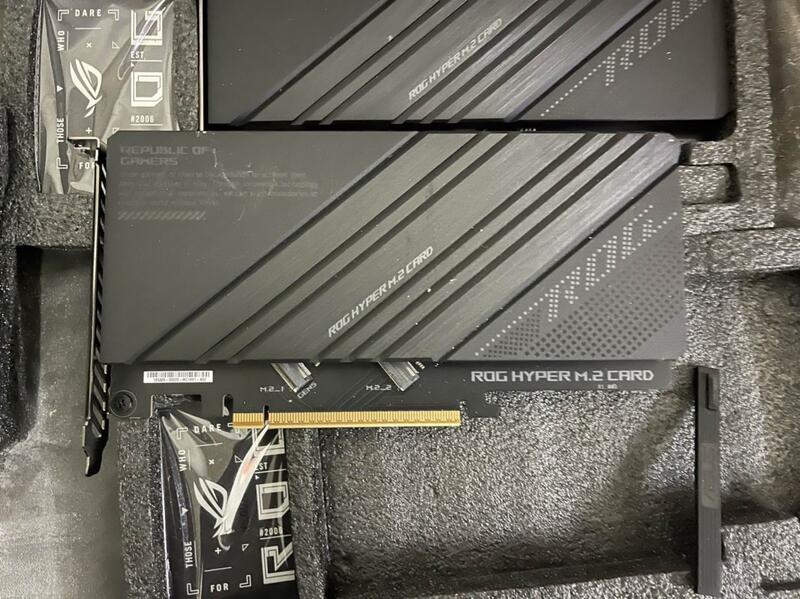 華碩M.2插卡ROG HYPER M.2 CARD擴充卡(PCI-E介面) | 露天市集 | 全台最大的網路購物市集