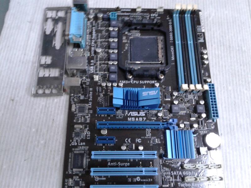 創憶電腦 】ASUS M5A87 DDR3 AM3 主機板 附檔板 直購價 500元 | 露天市集 | 全台最大的網路購物市集
