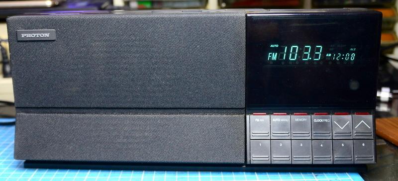 早期 PROTON RS-420 時鐘 am fm 收音機 ～～功能正常 | 露天市集 | 全台最大的網路購物市集