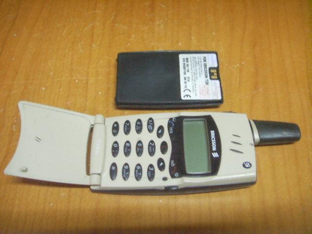 ※隨緣電玩※絕版 ERICSSON T28SC ．原汁原味/未附電池/米色系列/保存良好/僅供收藏．一組價 3588 元 | 露天市集 | 全台最大的網路購物市集