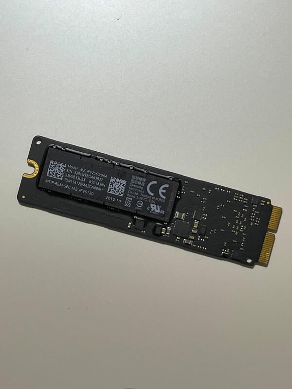 Apple 原廠 專用 SSD SM0256G MZ-JPV2560/0A4 MacBook Pro Air 固態硬碟 | 露天市集 | 全台 ...