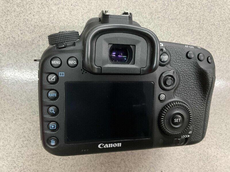 [保固一年] [高雄明豐] CANON 7D2 APS-C機皇便宜賣 6d2 5d3 6d [H2109] | 露天市集 | 全台最大的網路購物市集