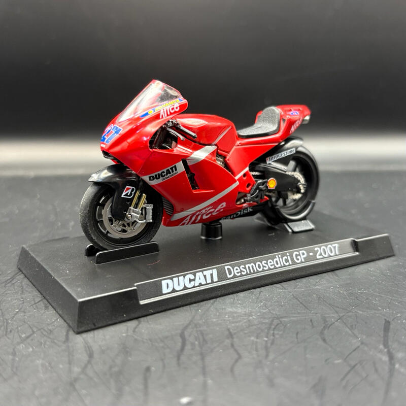 1/24 7-11(Ducati Desmosedici GP) 杜卡迪 | 露天市集 | 全台最大的網路購物市集