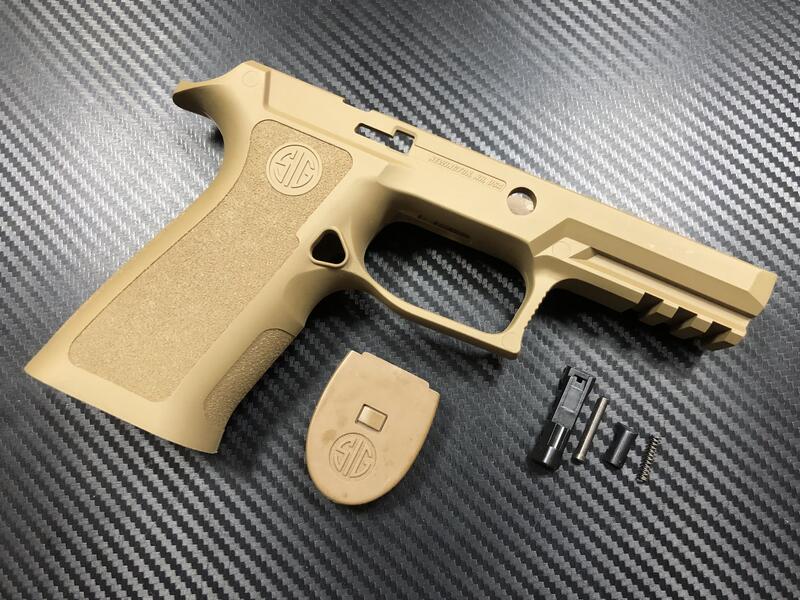 {凱璿 生存遊戲專賣店} 迷版 VFC P320 M17 / M18 X-CARRY 樣式短握把 沙色 | 露天市集 | 全台最大的網路購物市集