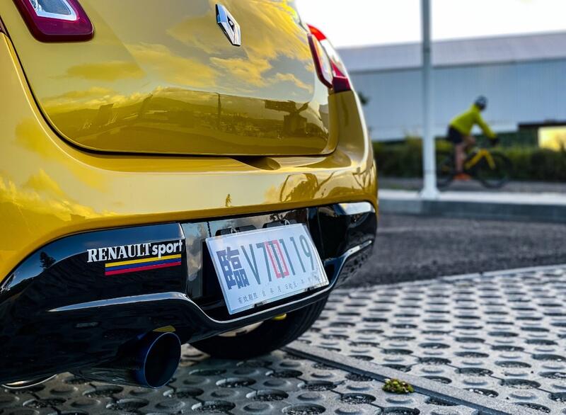 2013 Renault 雷諾 Twingo Rs Cup Sport 5mt 日本外匯車 流當車 可參考 | 露天市集 | 全台最大的網路購物市集