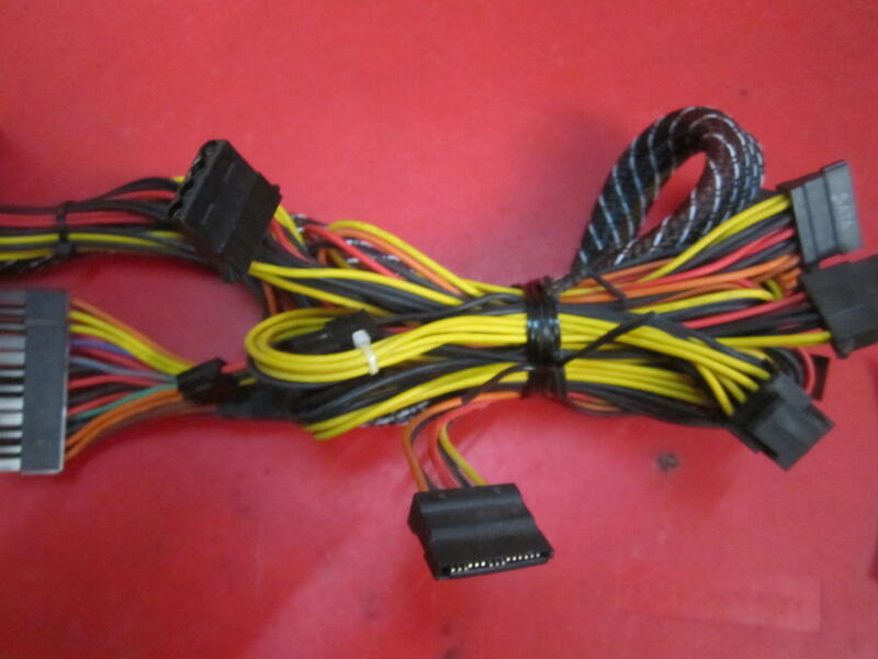 ZUMAX ZIB-500-JP 500W 電源供應器 功能正常 | 露天市集 | 全台最大的網路購物市集