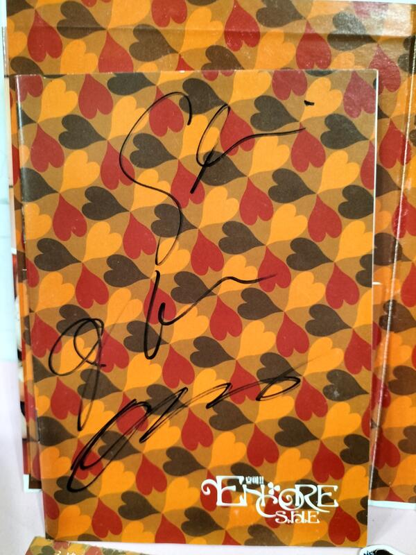 【阿悟的倉庫】現貨~完整S.H.E ENCORE CD(有簽名）全套收藏 | 露天市集 | 全台最大的網路購物市集