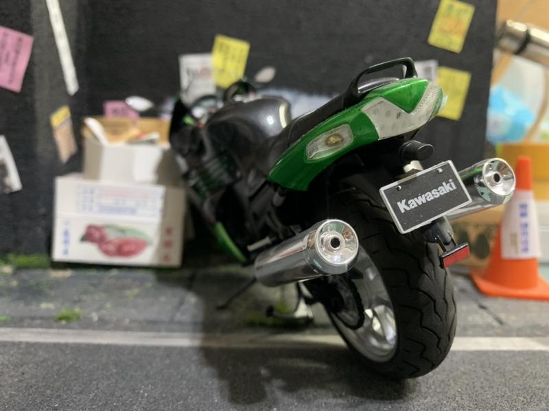 TAMIYA田宮 1:12 Kawasaki ZZR1400 ZX14R 完成品 | 露天市集 | 全台最大的網路購物市集