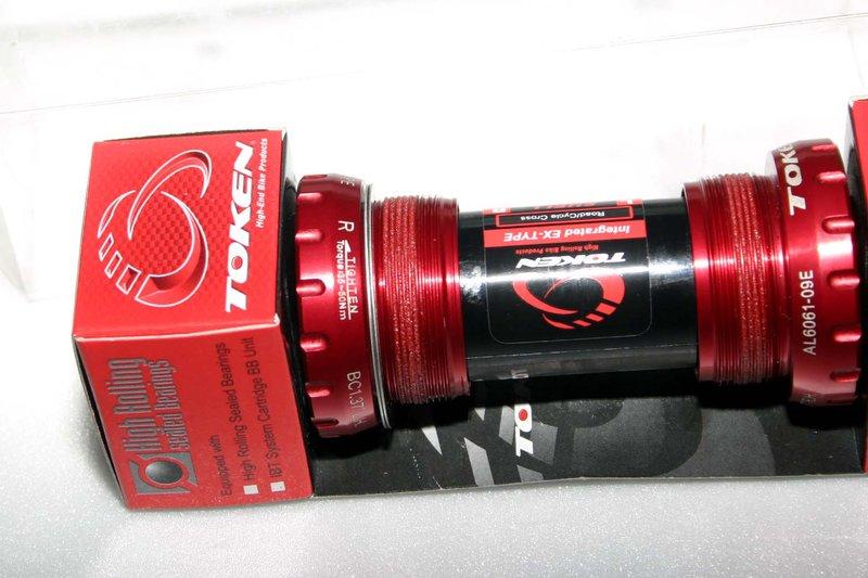 全新TOKEN TK877外掛式日本培林公路車、登山車BB※SHIMANO系列※ | 露天市集 | 全台最大的網路購物市集