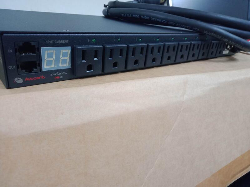 Avocent PM10-L30A 10孔PDU 美規插頭 110V 原箱含配件 | 露天市集 | 全台最大的網路購物市集