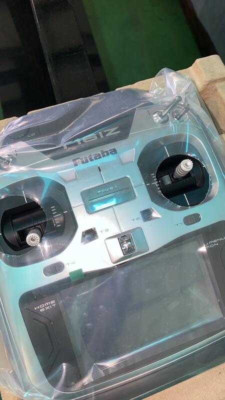 天母168 FUTABA T16IZ 2.4G 遙控器發射機 LT2F2000B 原廠電池 拆機賣 | 露天市集 | 全台最大的網路購物市集