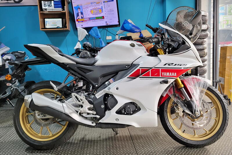 【現車】勝大重機 YAMAHA YZF-R15M 60th MotoGP 標配進檔快排 全新車售價$15.9萬 | 露天市集 | 全台最大的 ...